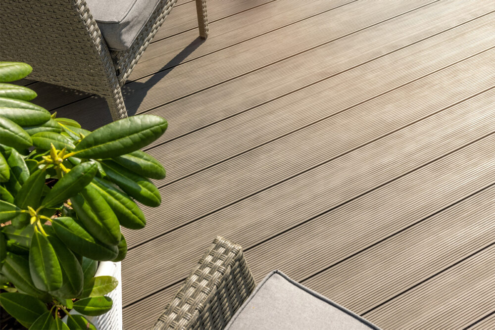 Wood vs Composite Decking: A Homeowner’s Guide - Star Lumber